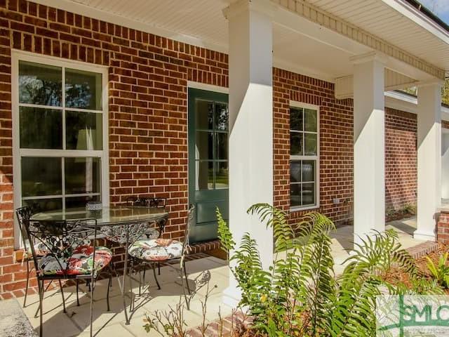 560 Tivoli Trail Road