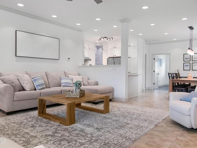 560 Trillium Trail