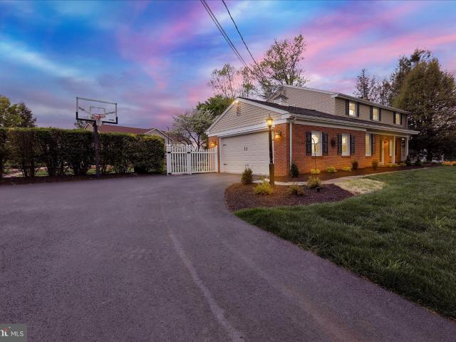 560 Valley View Dr, New Holland, PA 17557 | MLS #PALA2086
