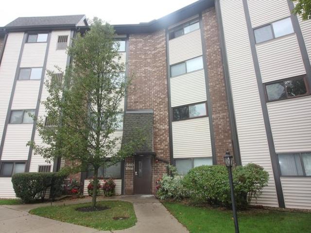 560 Vine Ave Apt 103, Highland Park, IL 60035