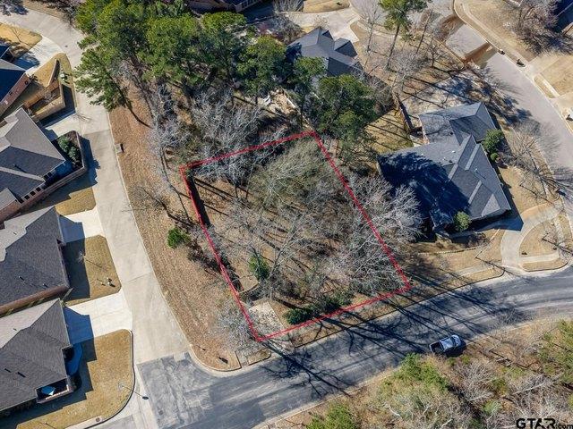5615 Elderwood Dr, Tyler, TX 75703