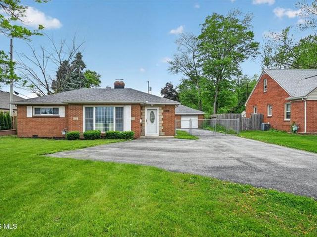 5615 Elliott Rd, Sylvania, OH 43560