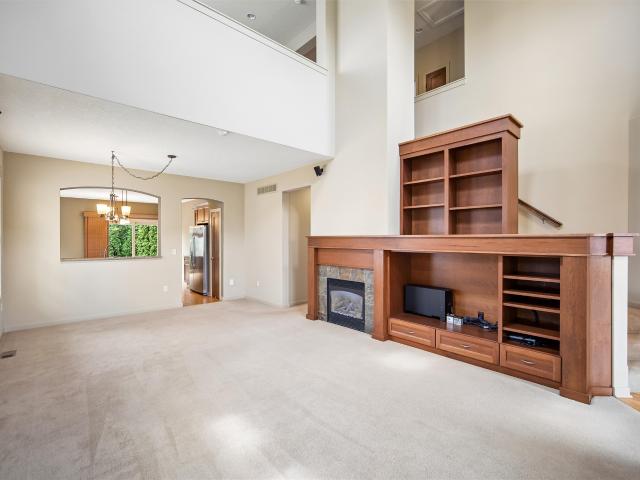 5615 Flagstone Way