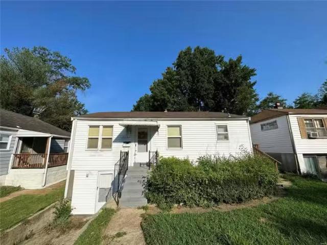 5615 GATESWORTH AVE, JENNINGS, MO 63136 Single Family Residenc.