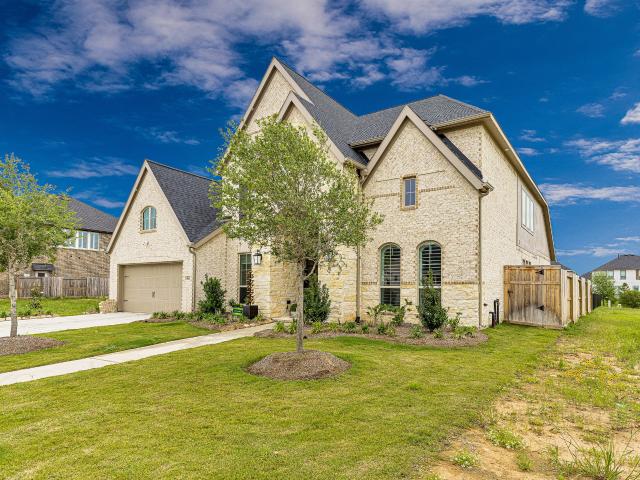 5615 Logan Ridge Lane