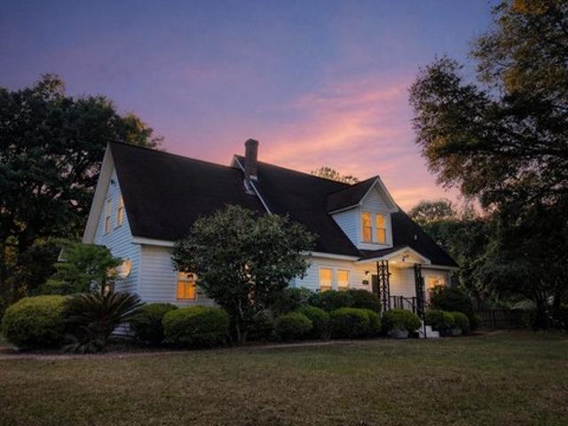5615 S Highway 165, Ravenel, SC 29470