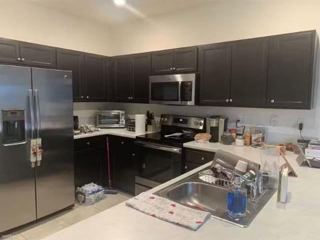 56160715 11416 Sw 250th St