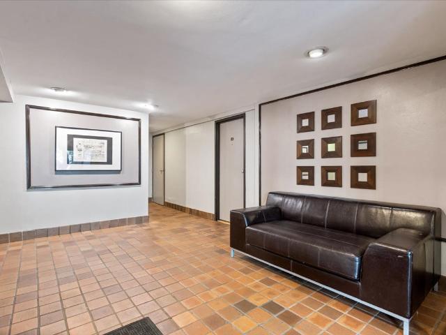 5616 N Kenmore Avenue # 5C