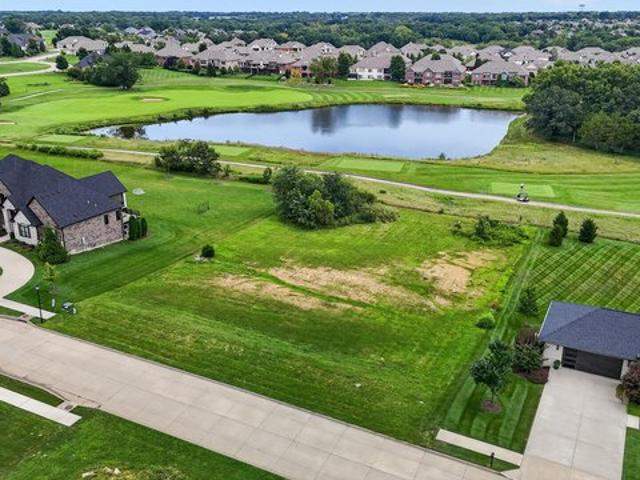 5616 Lightpost Dr, Columbia, MO 65201