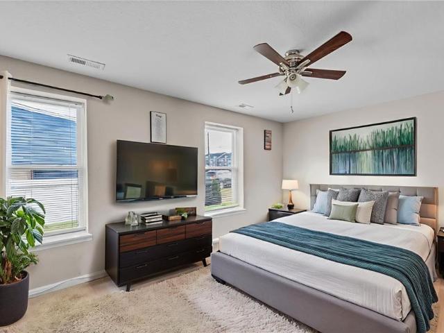 5616 Paca LN