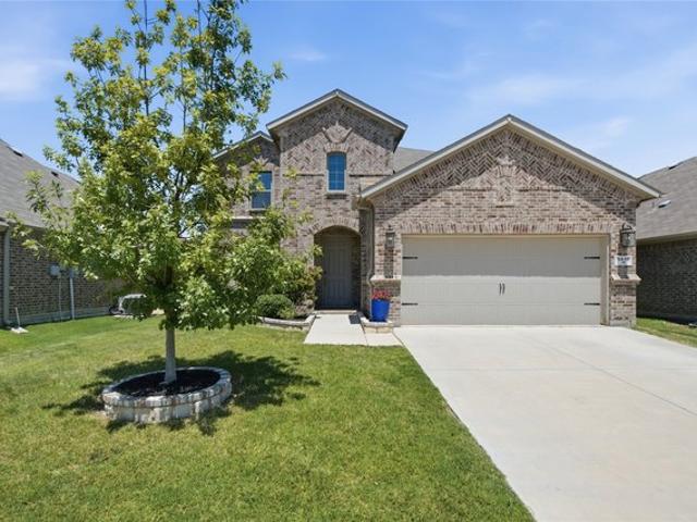 5616 Salt Springs Dr, Fort Worth, TX 76179