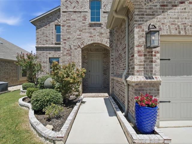 5616 Salt Springs Drive