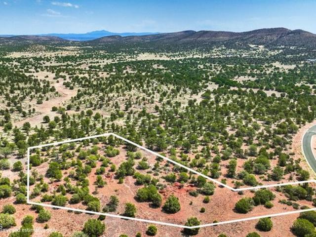 5616 W Meriah Ln, Prescott, AZ 86305