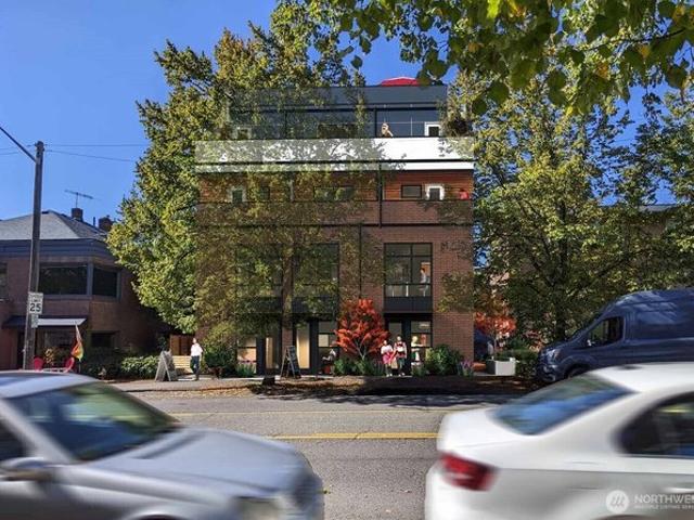 5617 California Ave SW Unit B, Seattle, WA 98136
