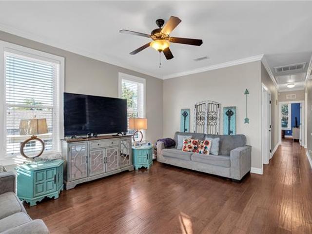 5617 Spain St, New Orleans, LA 70122 | MLS #2530 | Compass