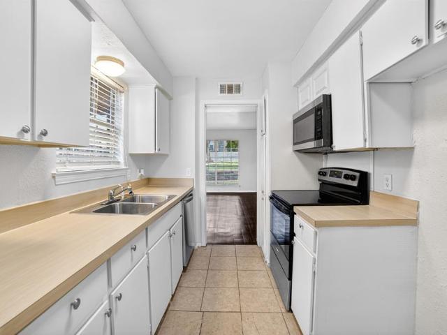 5618 Marina Drive # 32