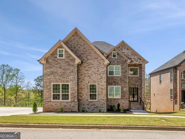 5618 Livesage Dr, South Fulton, GA 30349