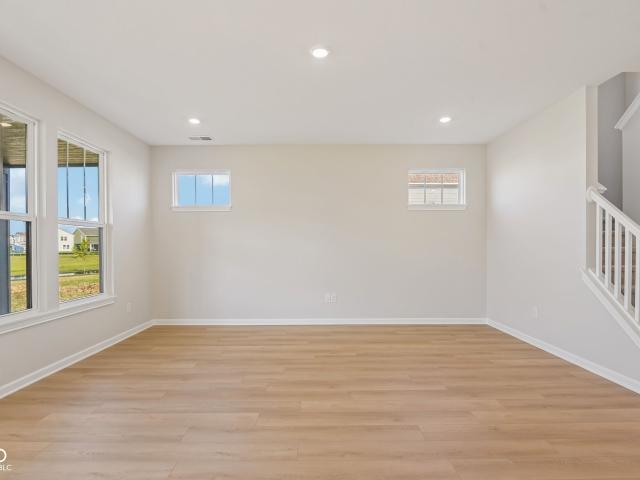 5619 Arcade Boulevard