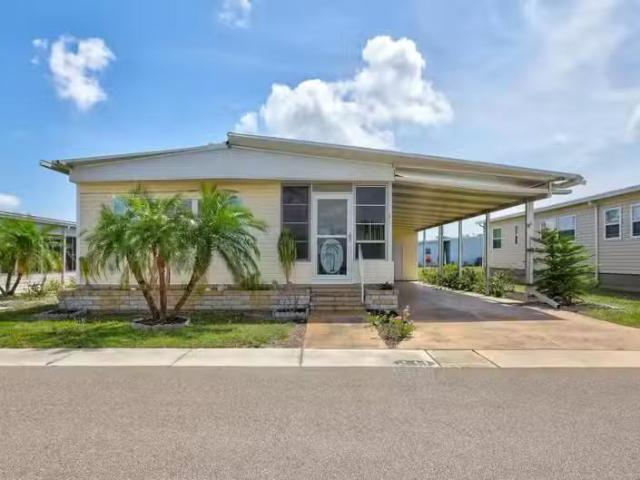 5619 Bayshore Rd #211, Palmetto, FL 34221 MLS A4647978