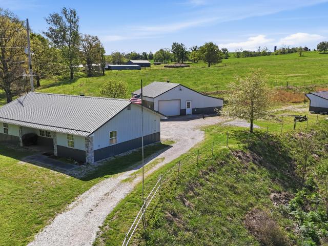 5619 Farm Road 2265