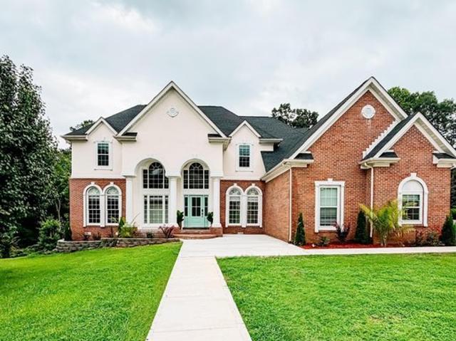5619 Fountain Gate Rd, Knoxville, TN 37918