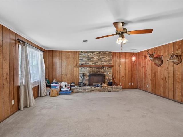 5619 Knollcrest Drive