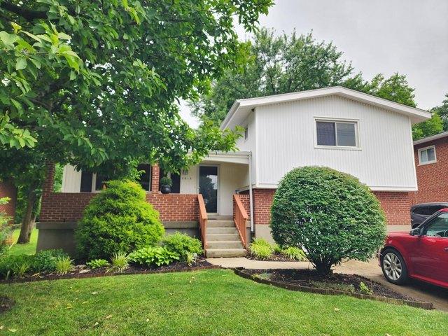 5619 Woodhaven Dr, Cincinnati, OH 45248