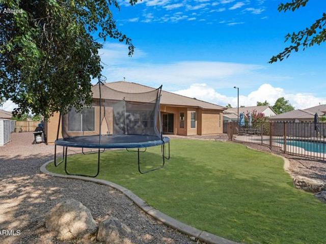 5610 N Lyle Ct, Litchfield Park, AZ 85340