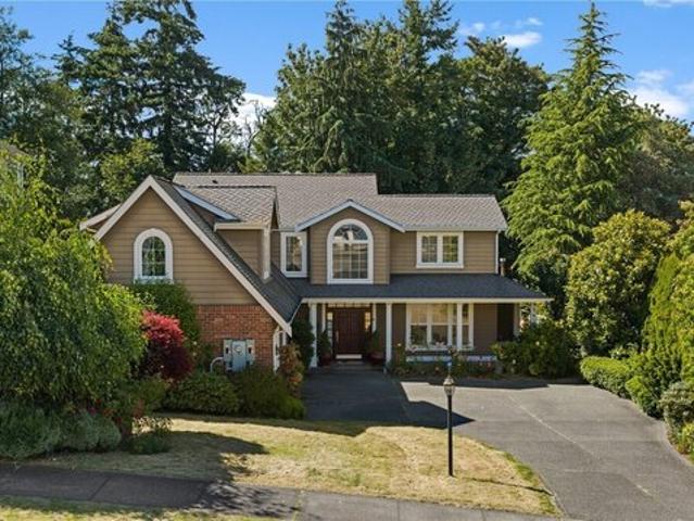 5610 Orca Dr NE, Tacoma, WA 98422