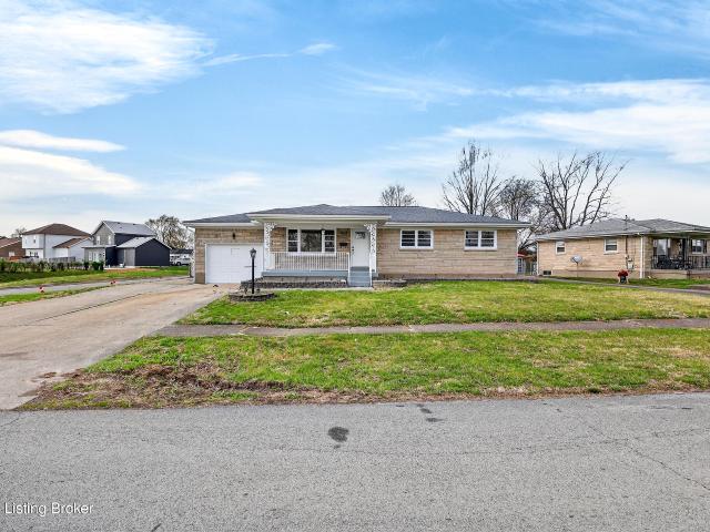 5610 Pine Tree Dr