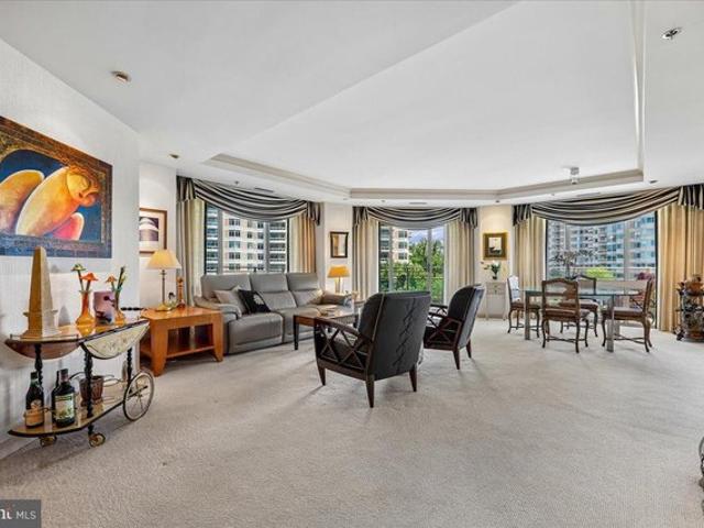 5610 Wisconsin Ave Apt 708, Chevy Chase, MD 20815
