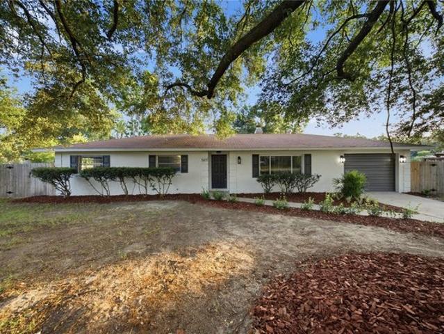 5611 NE 5th Pl, Ocala, FL 34470