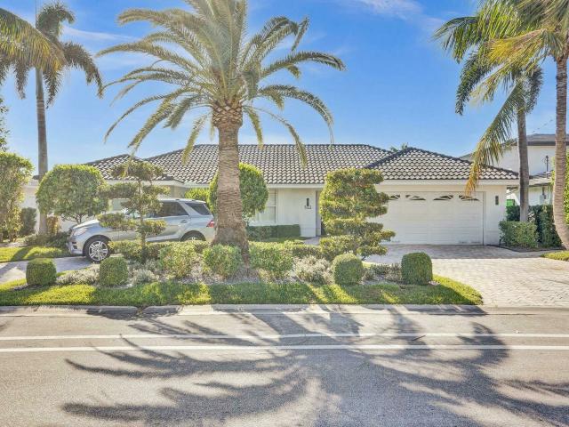 5611 Bayview Dr, Fort Lauderdale, FL