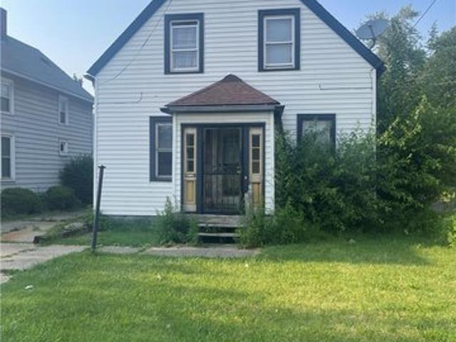 5611 Huss Ave, Cleveland, OH 44105