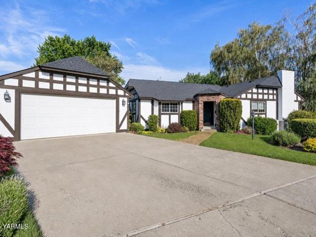 5611 W Lincoln Ave, Yakima, WA 98908