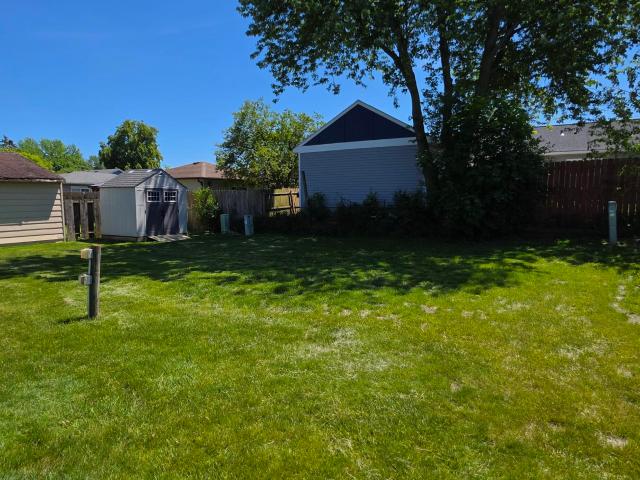 5611 Windward Dr