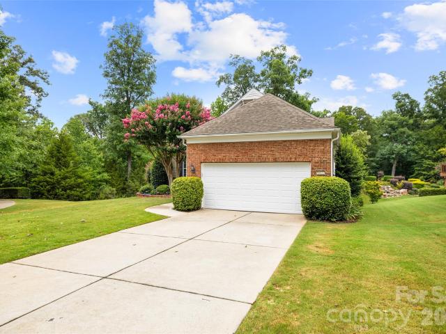 56122 Finches Court