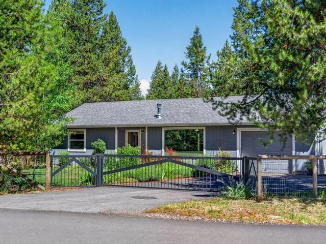 56125 Snow Goose Rd, Bend, OR 97707