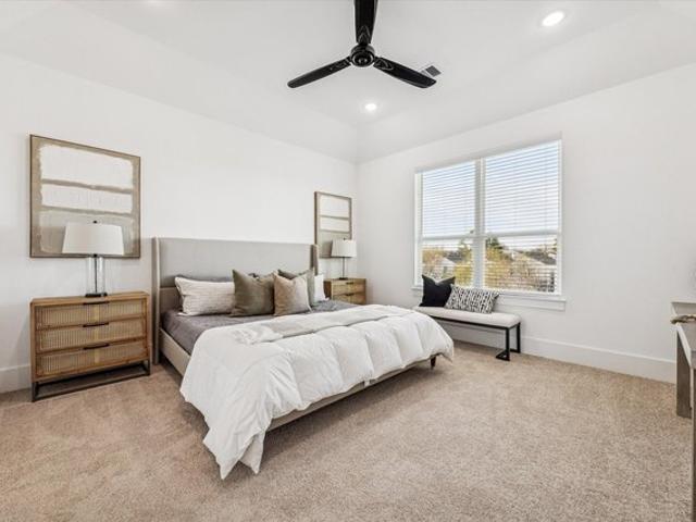 5612 Azores Ln, Houston, TX 77091