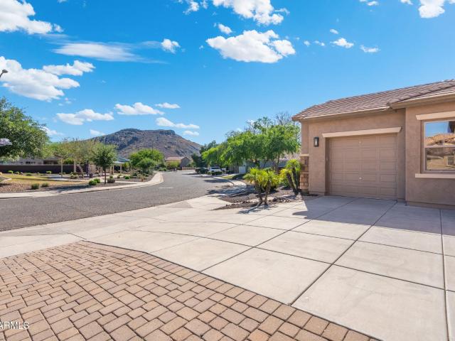 5612 w alyssa lane
