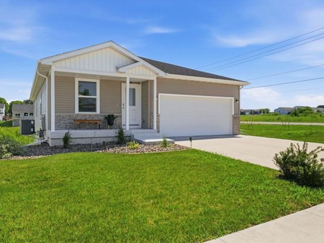 5613 Brook View Ave, Des Moines, IA 50317