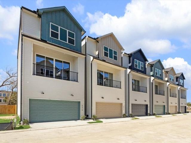 5613 Camino Encantado Dr, Houston, TX 77091