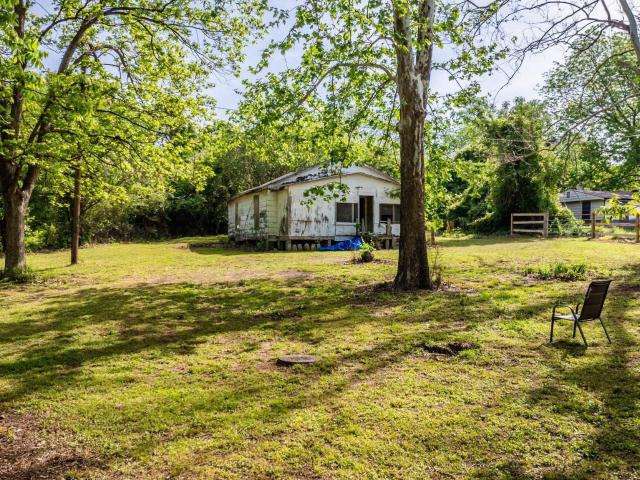 5613 CAPLE Lane