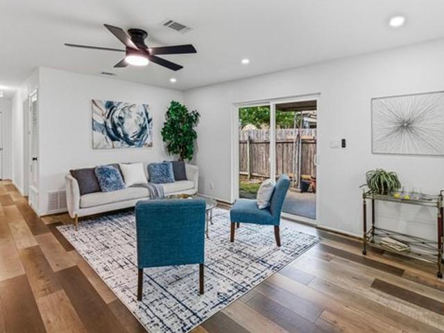 5613 Jacaranda Dr, Austin, TX 78744