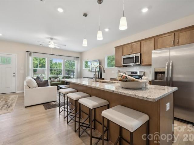 5613 Retledge St, Charlotte, NC 28269