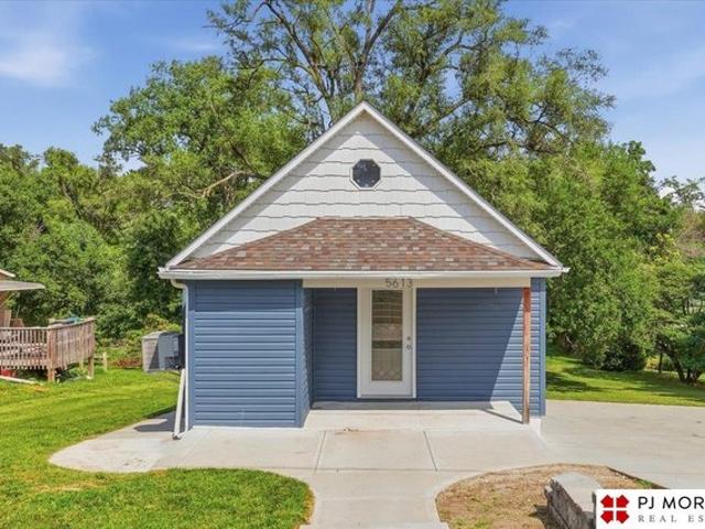 5613 S 48th St, Omaha, NE 68117