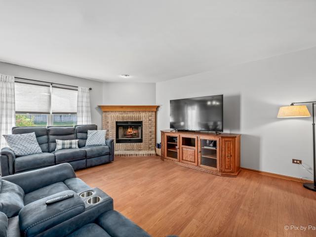 5613 W Von Avenue # C