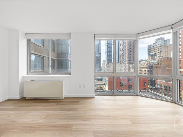 561 10th Avenue, Unit 20A | Compass