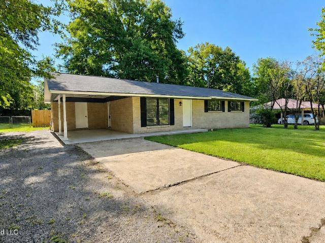 561 Colonial Drive