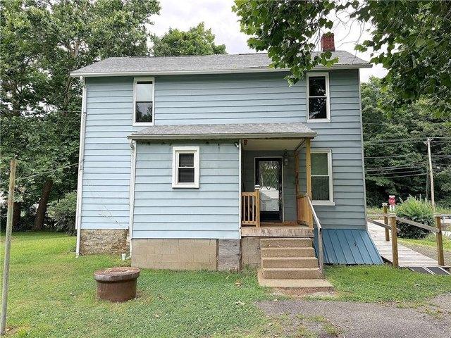 561 Chestnut Ridge Rd, Latrobe, PA 15650